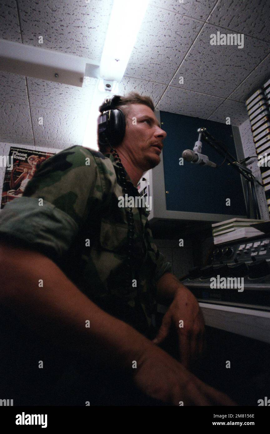 Journalist 1ST Class (JO1) Ron Starky of Mobile Det. 5, Navy Broadcast ...