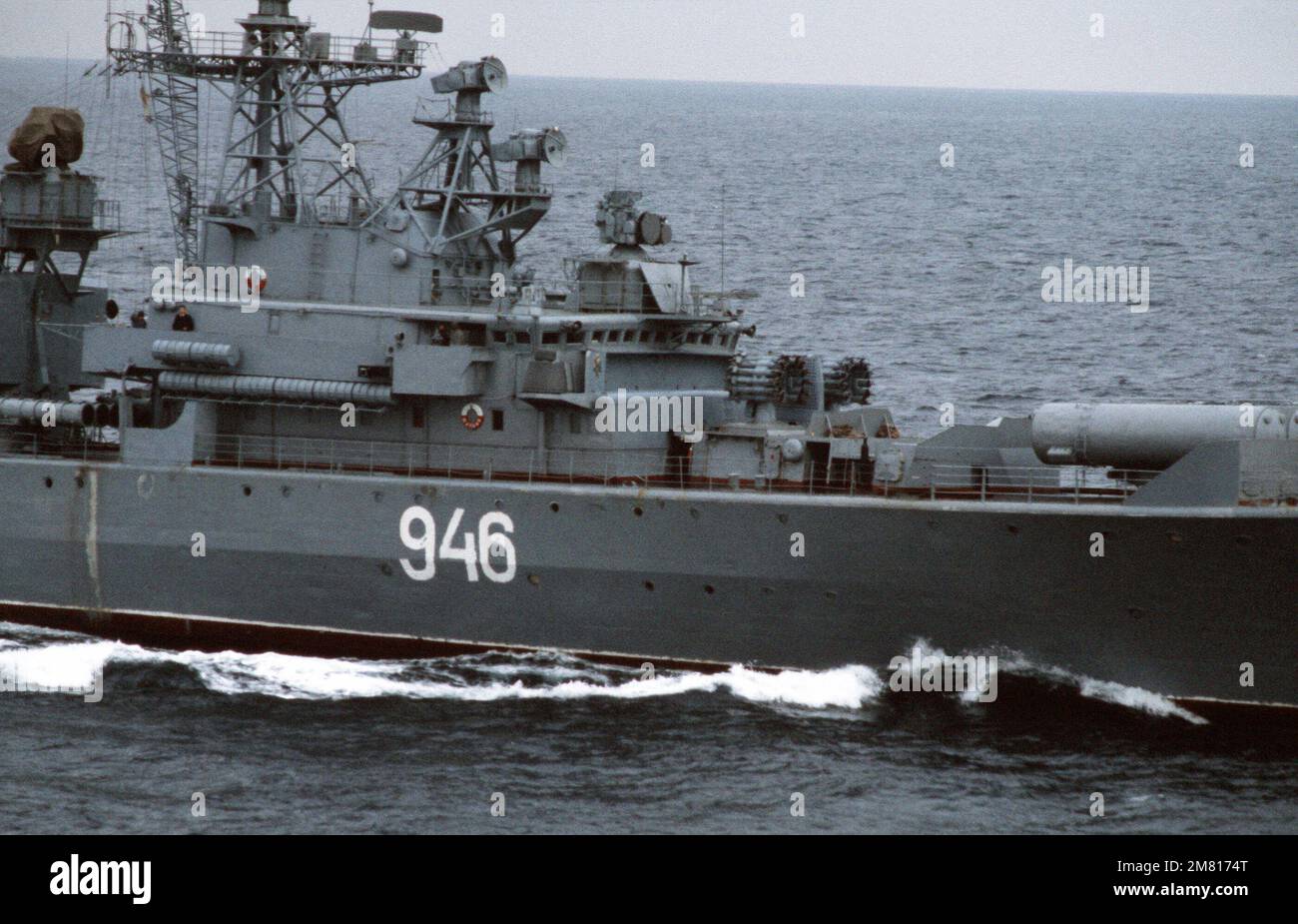 A starboard (amidships) view of the Soviet "Krivak II" class guided ...