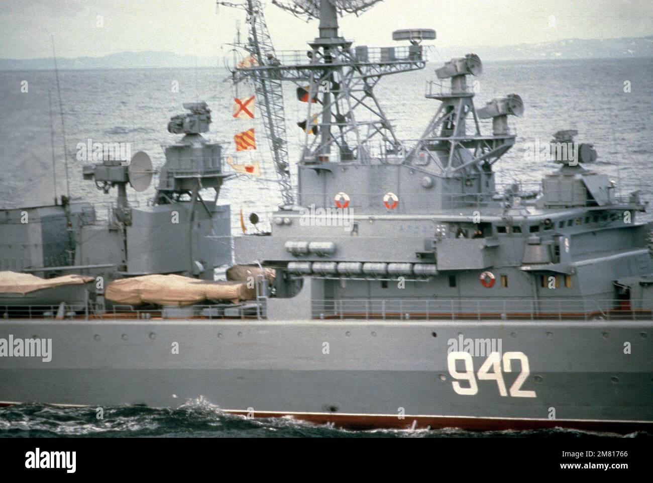 A starboard (amidships) view of the Soviet "Krivak II" class guided ...