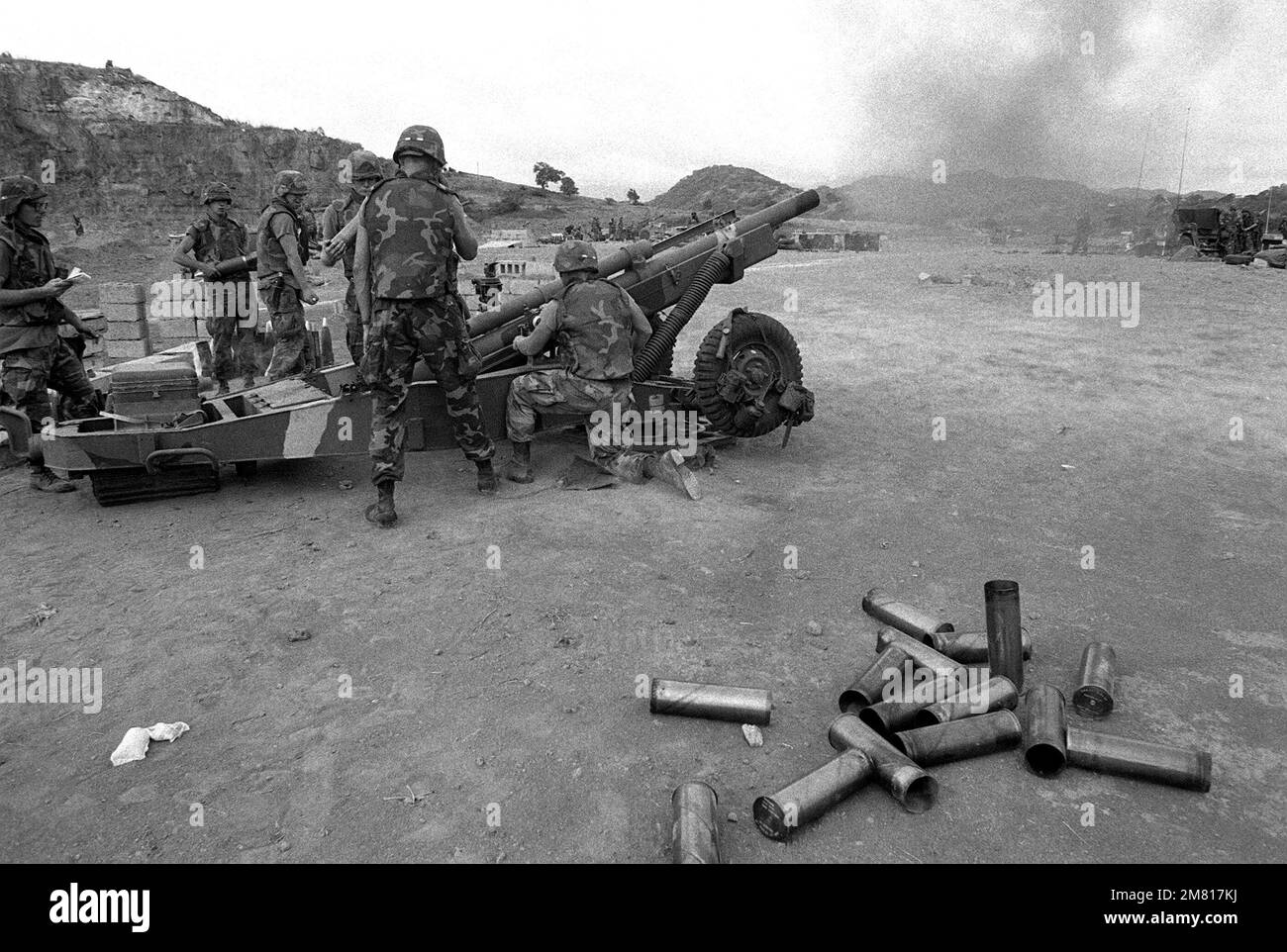 82nd airborne division artillery hi-res stock photography and images ...