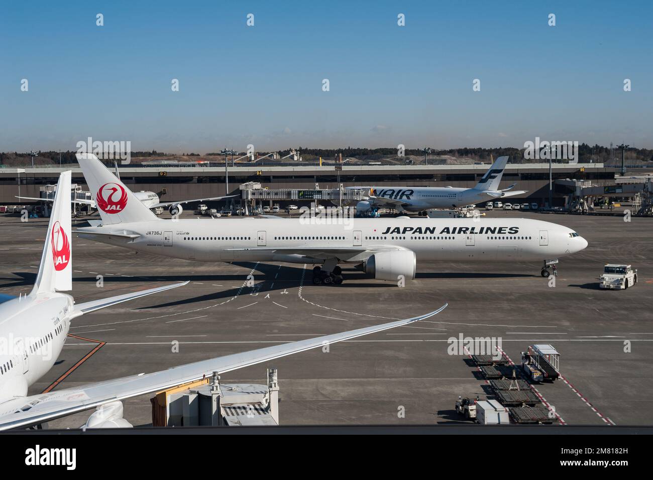 03.01.2018, Tokyo, Japan, Asia - Japan Airlines (JAL) passenger ...