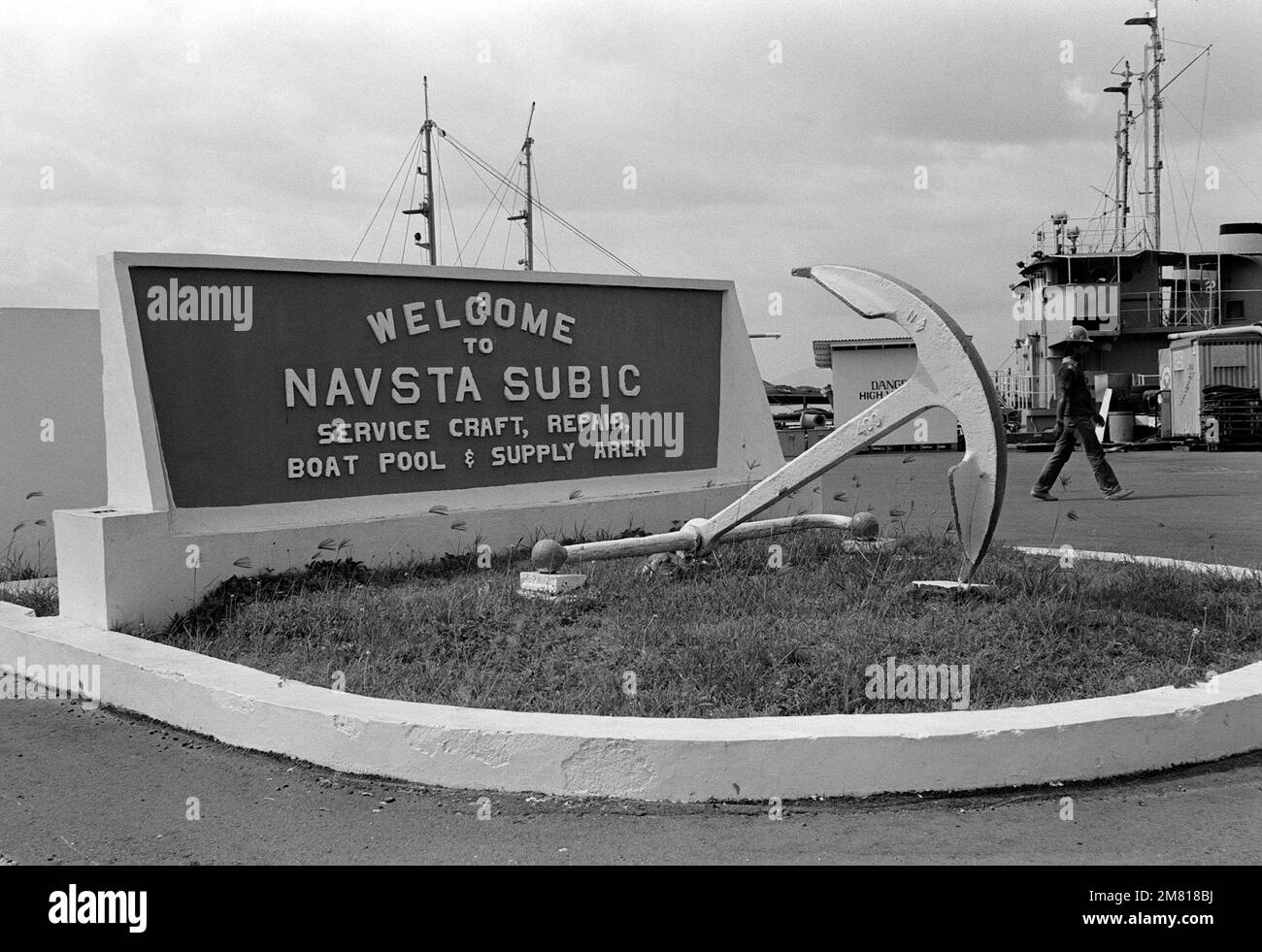 DN-SN-85-06965. Base: Naval Station, Subic Bay State: Luzon Country ...