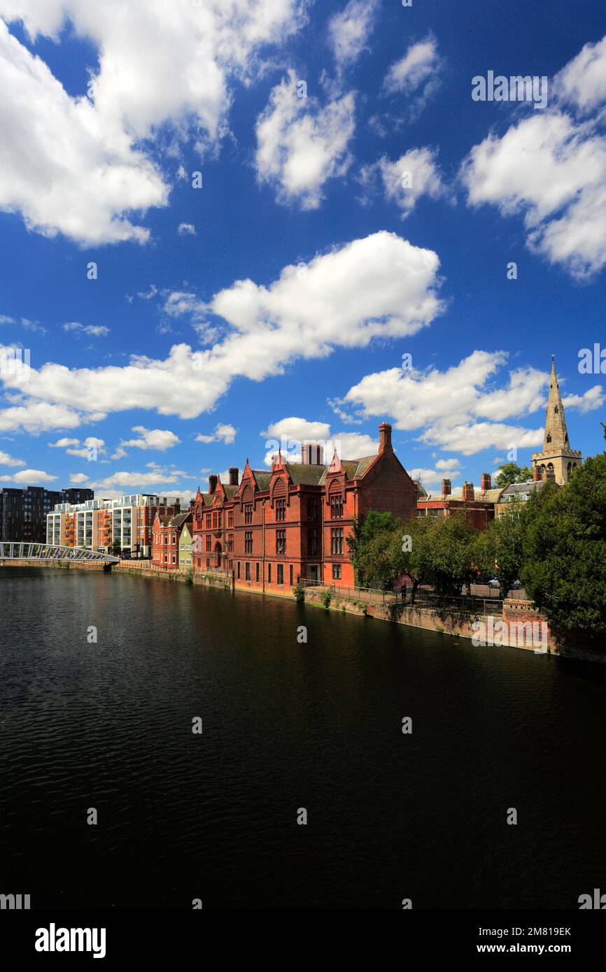 Buildings along the river Great Ouse embankment, Bedford town ...