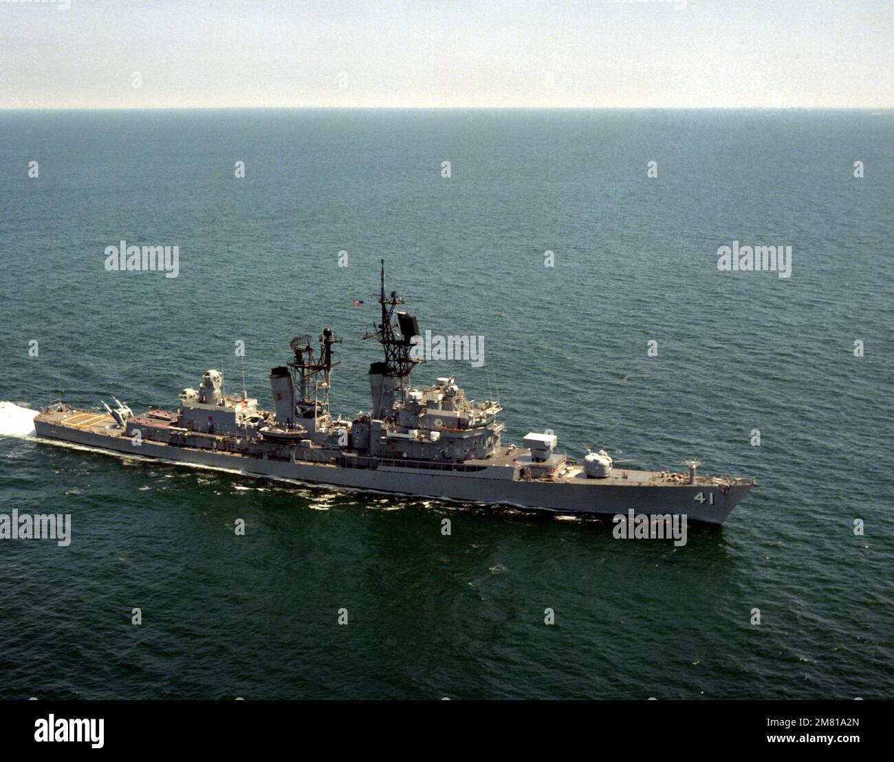 A starboard beam view of the guided missile destroyer USS KING (DDG-41 ...