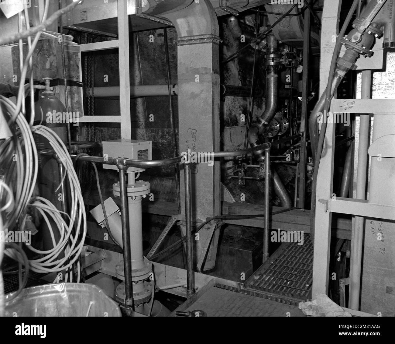 The upper level engine room aboard the guided missile frigate ROBERT G ...
