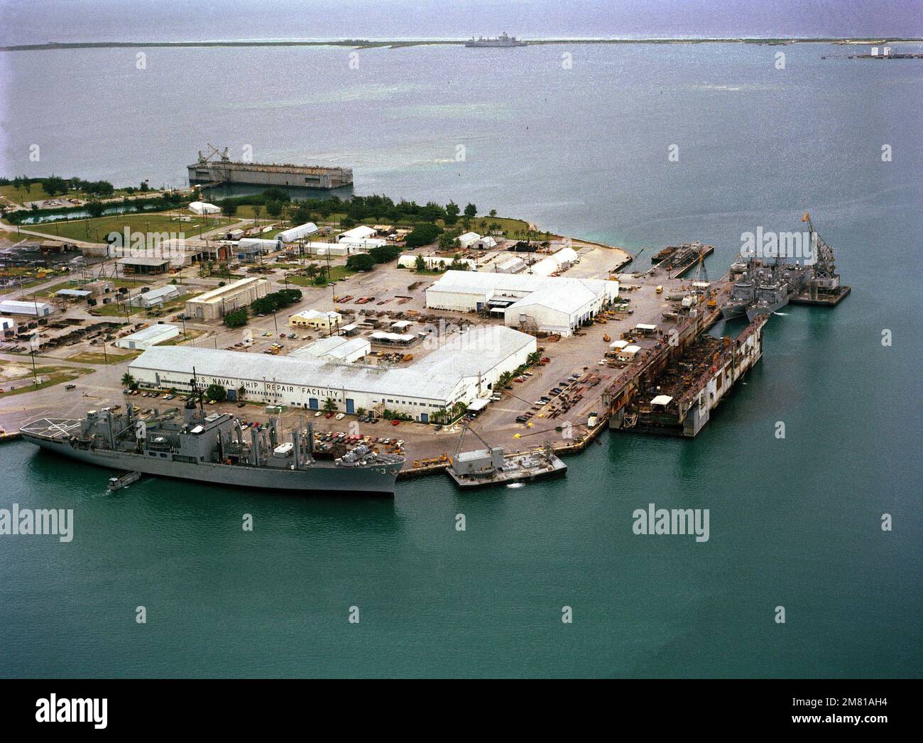 A starboard view of the combat stores ship USS NIAGARA FALLS (AFS 3 ...