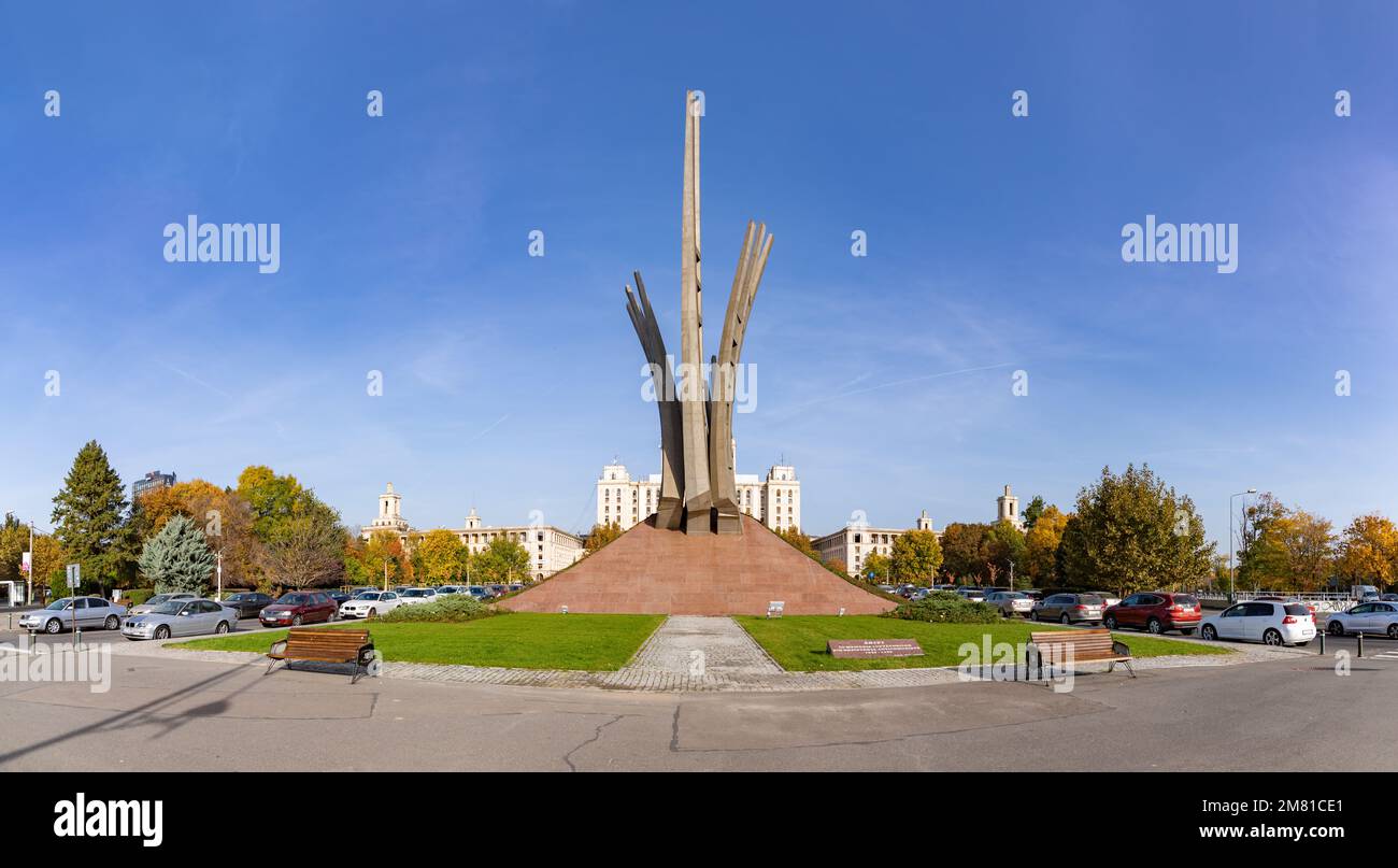 Wings monument hi-res stock photography and images - Alamy