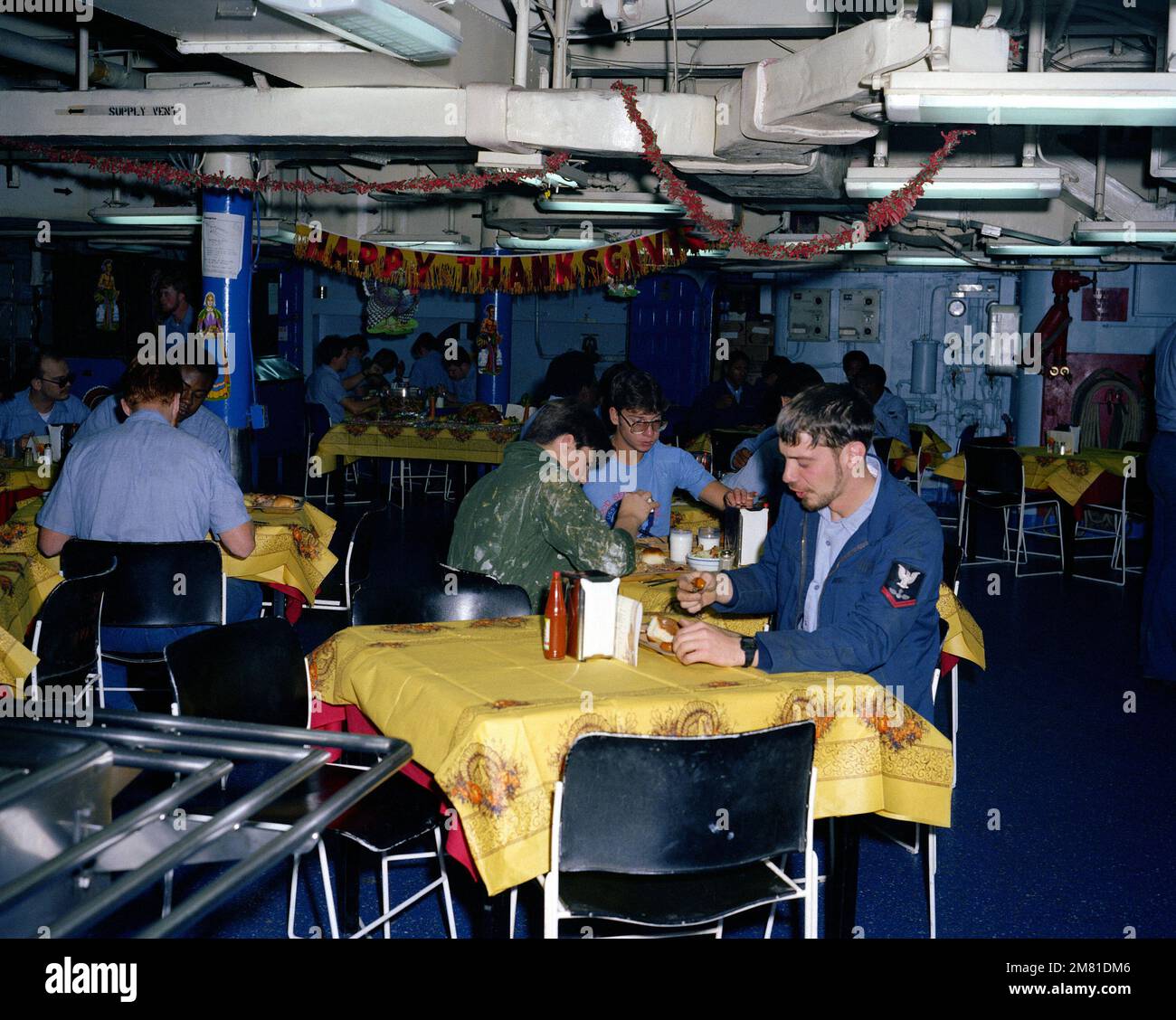 DN-SC-85-07437. Base: USS Enterprise (CVN 65 Stock Photo - Alamy