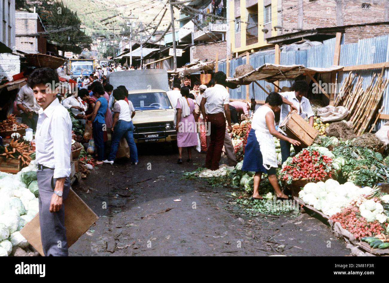 Tegucigalpa market hi-res stock photography and images - Alamy