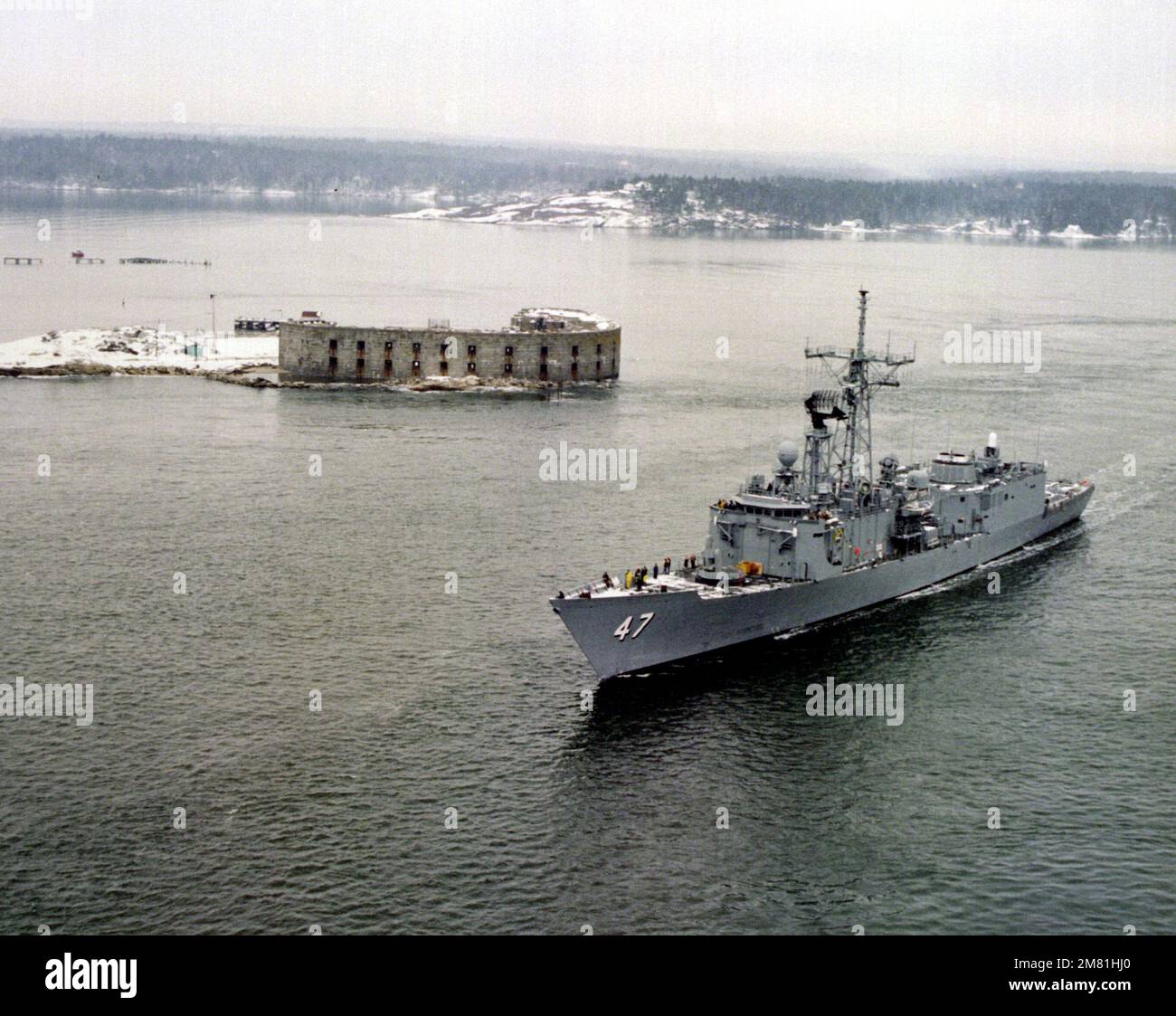 A port side view of the guided missile frigate NICHOLAS (FFG-47 ...