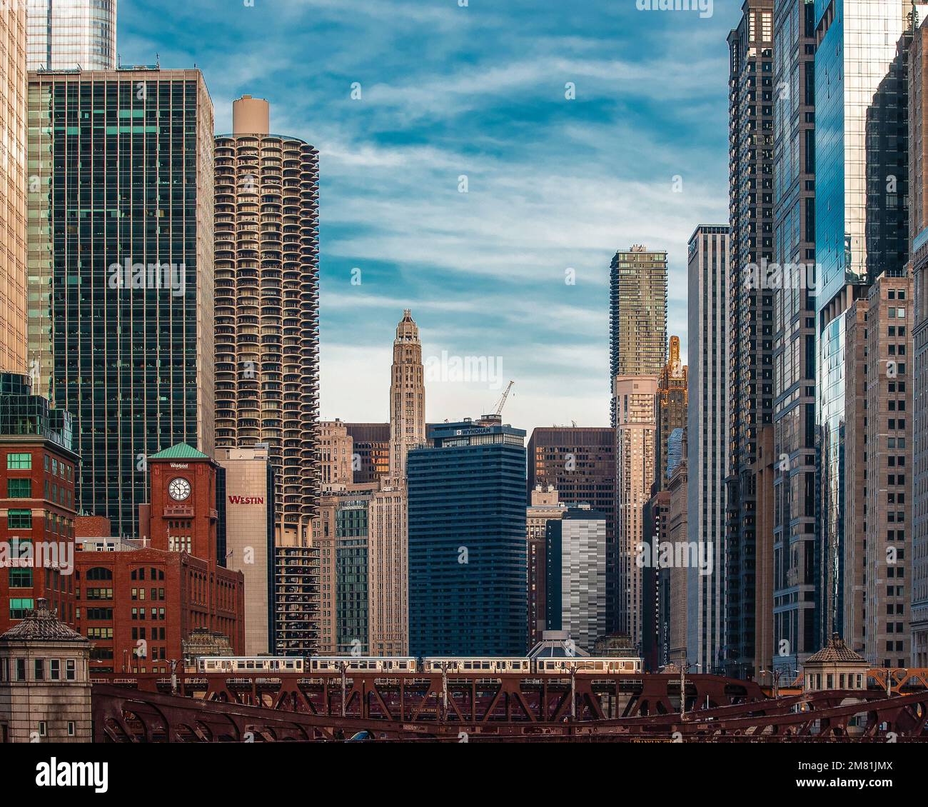 Shot seattle downtown buildings hi-res stock photography and images - Alamy