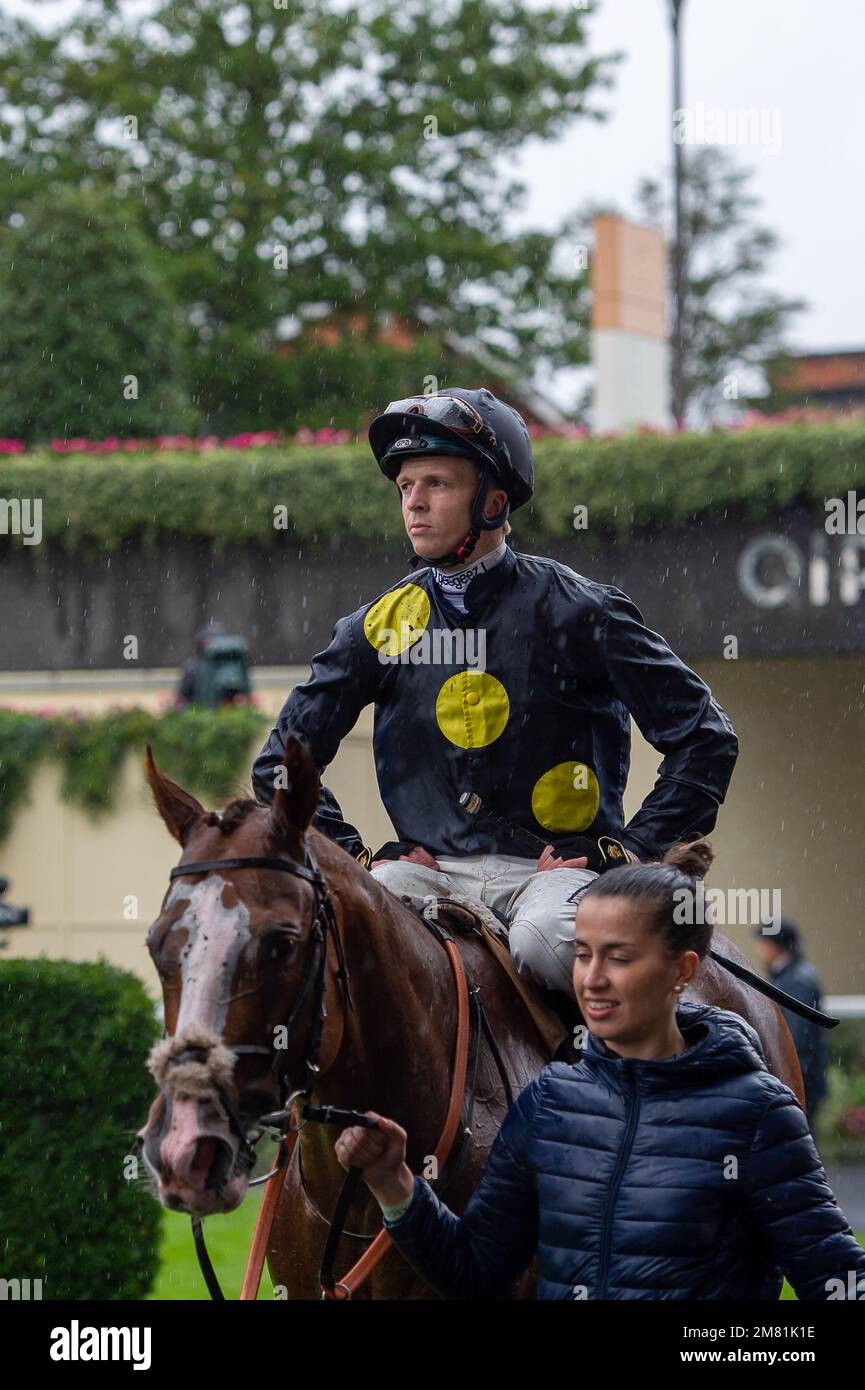 Ascot, Berkshire, UK. 2nd October, 2021. Horse Symbolize ridden by ...