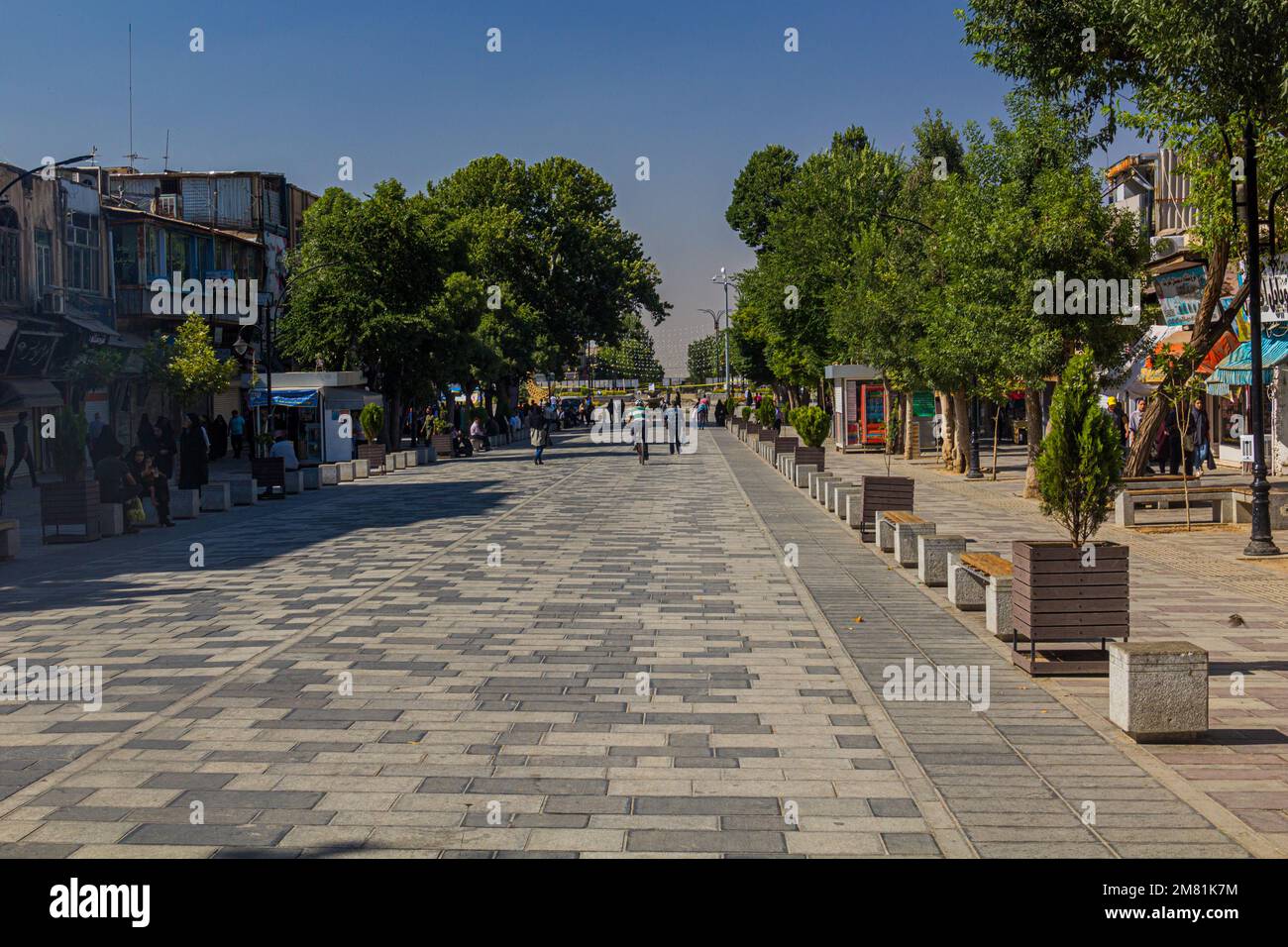 Iran pedestrian hi-res stock photography and images - Alamy