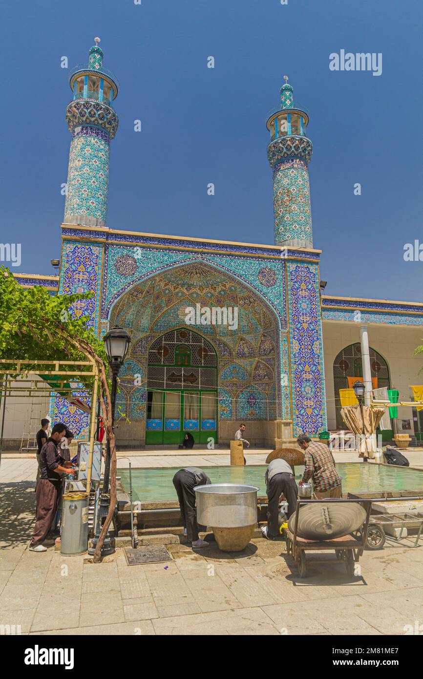 Mosque prayer 2019 iran hi-res stock photography and images - Alamy