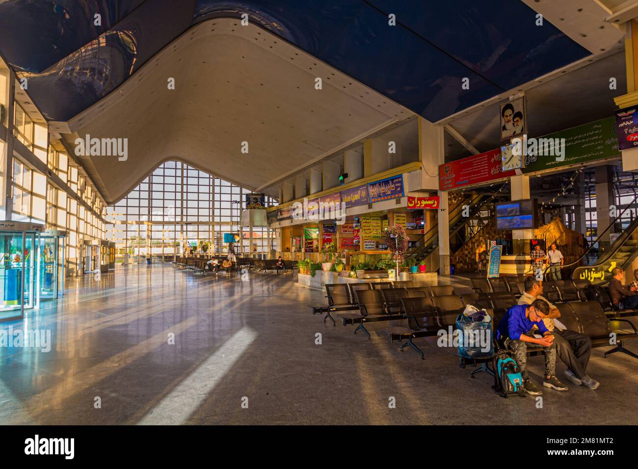 Iranian bus hi-res stock photography and images - Alamy