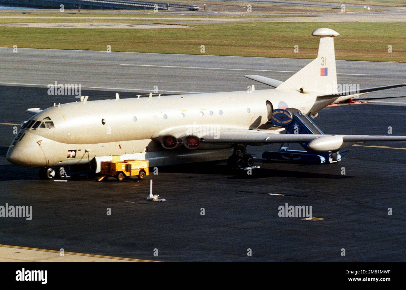 Nimrod aircraft hi-res stock photography and images - Alamy