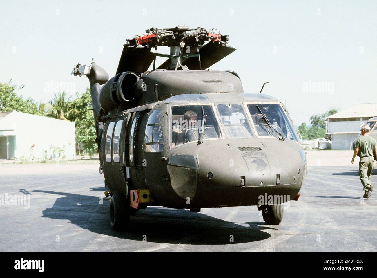 Members of the 101st Aviation Battalion, Fort Campbell, Kentucky ...