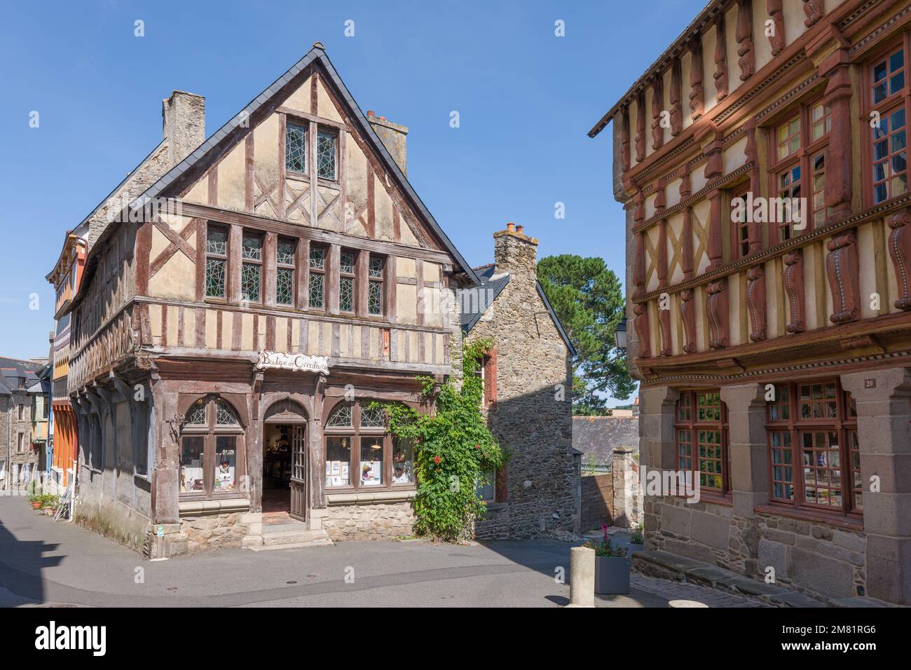 Treguier maisons a colombages hi-res stock photography and images - Alamy
