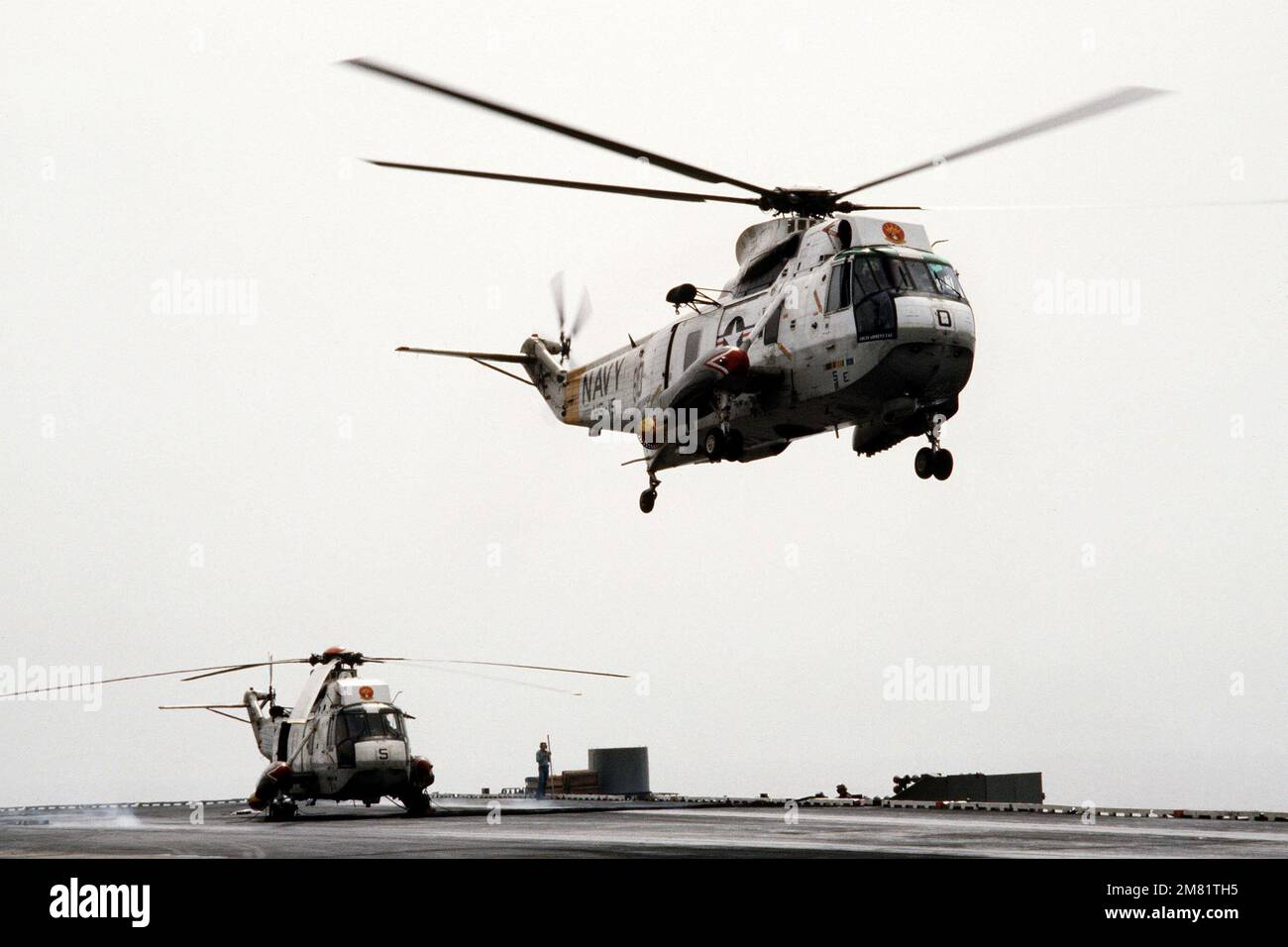 An SH-3H Sea King helicopter from Helicopter Anti-Submarine Squadron 15 ...