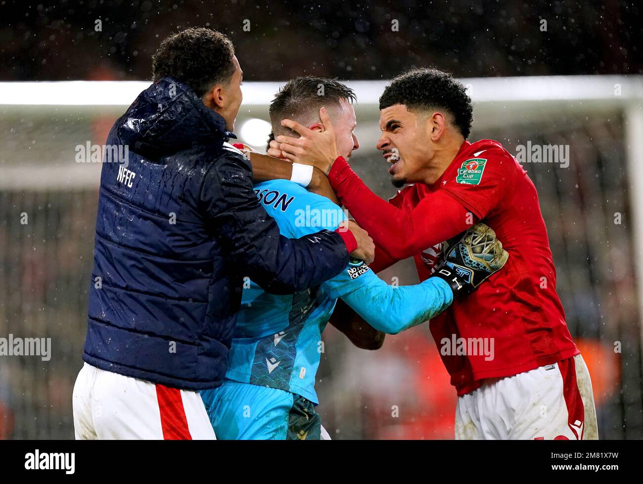 Nottingham Forest goalkeeper Dean Henderson celebrates with Morgan ...