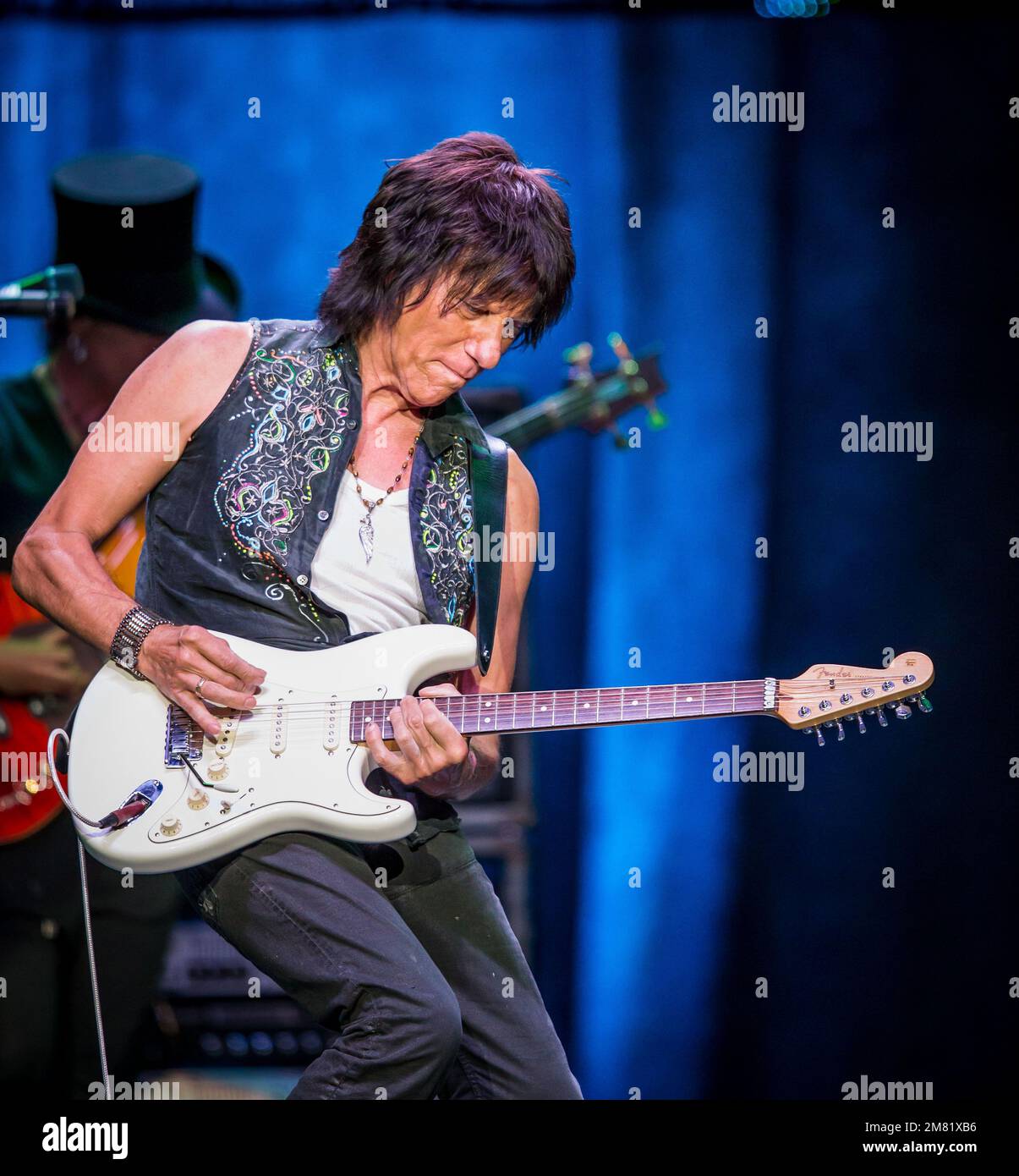 **FILE PHOTO** Jeff Beck Has Passed Away at 78. LAS VEGAS, NV - August ...