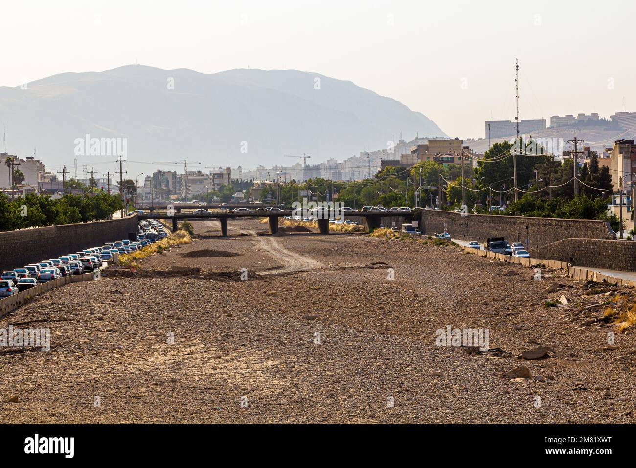 Dry bed of Khoshk river in Shiraz, Iran Stock Photo - Alamy