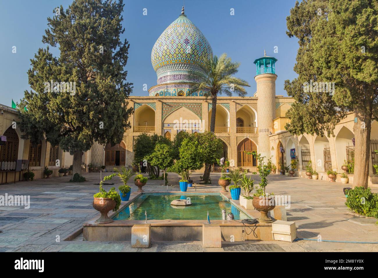 Imamzadeh-ye Ali Ebn-e Hamze (Ali Ibn Hamza Mausoleum) in Shiraz, Iran ...