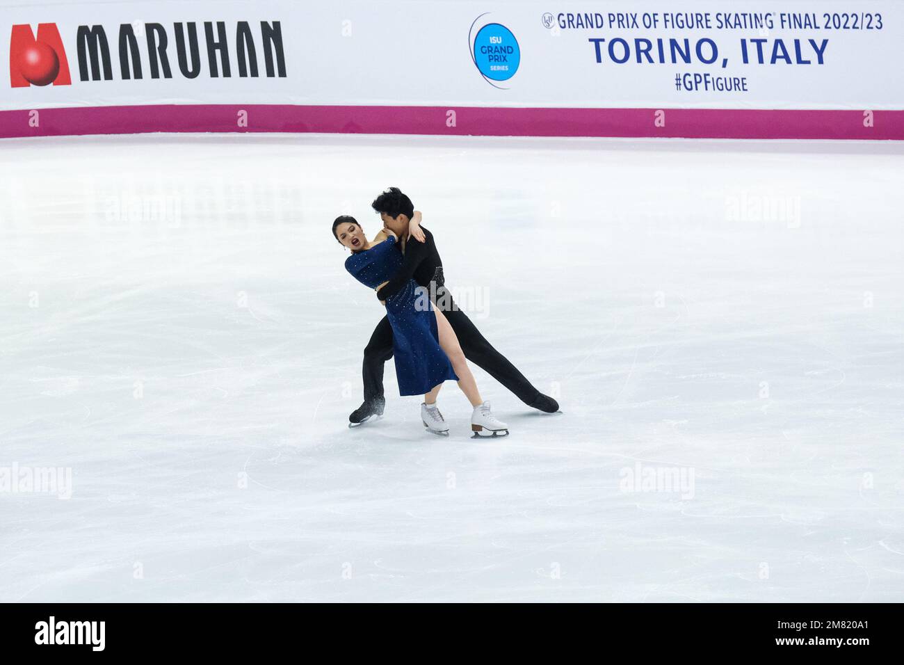 Hannah Lim and Ye Quan (KOR) perform during the Junior Ice Dance ...