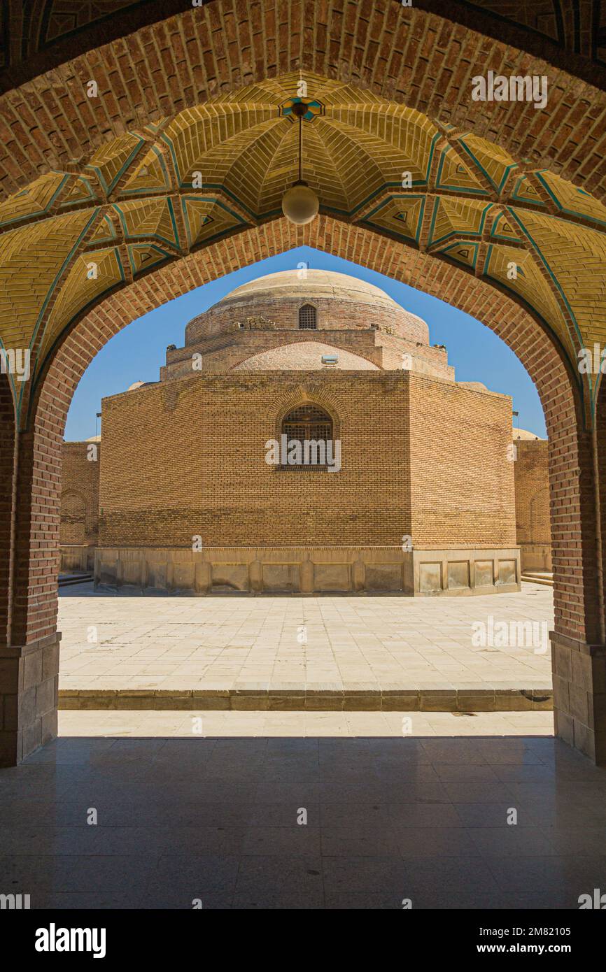 Mosque in tabriz hi-res stock photography and images - Alamy