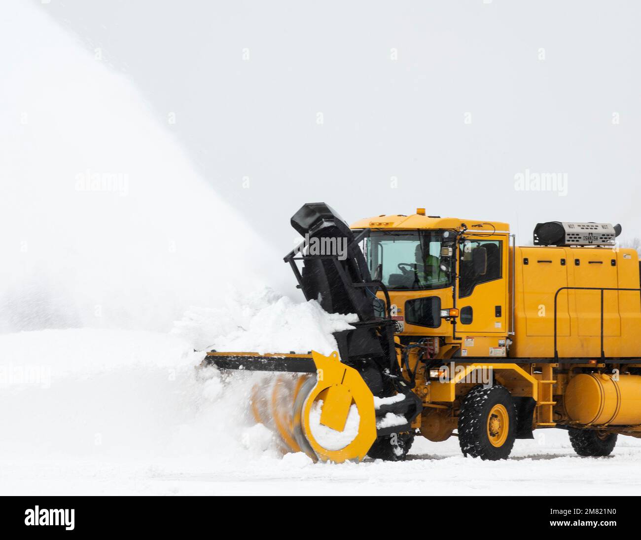 133 airlift wing hi-res stock photography and images - Alamy