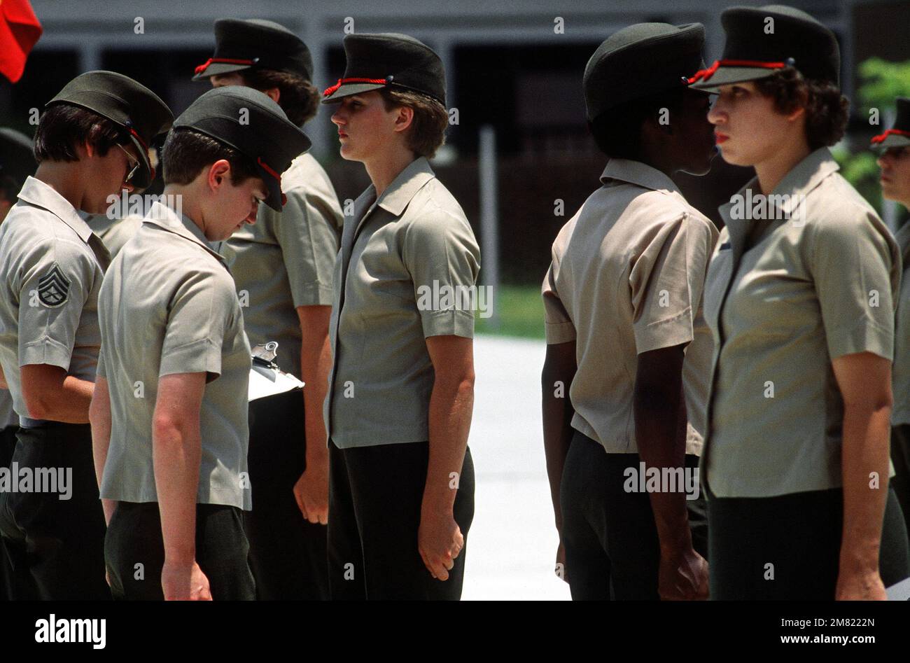 Recruits from the Woman Recruit Training Command undergo a personal ...