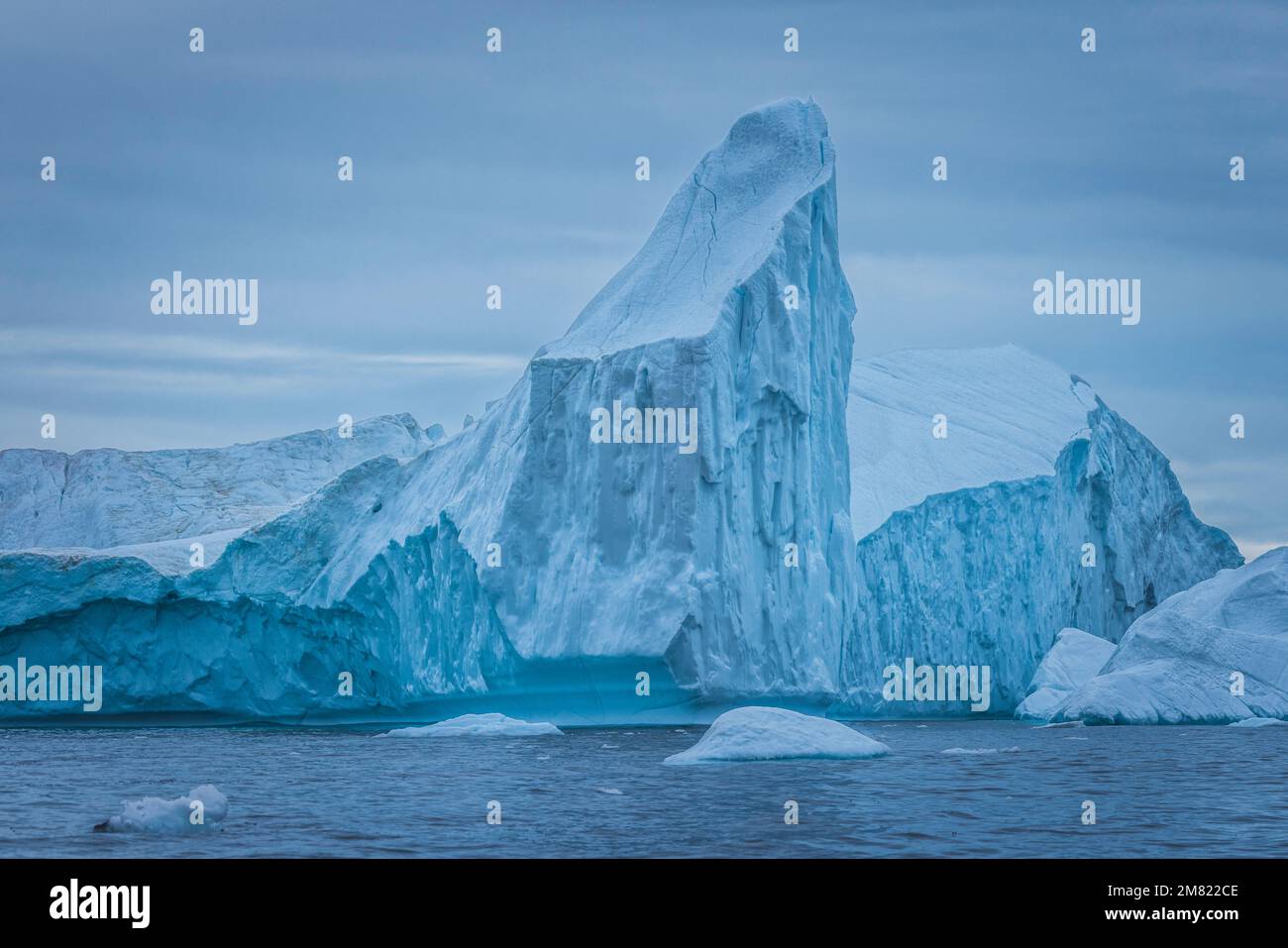 Climate change melting glaciers icebergs hi-res stock photography and images - Alamy