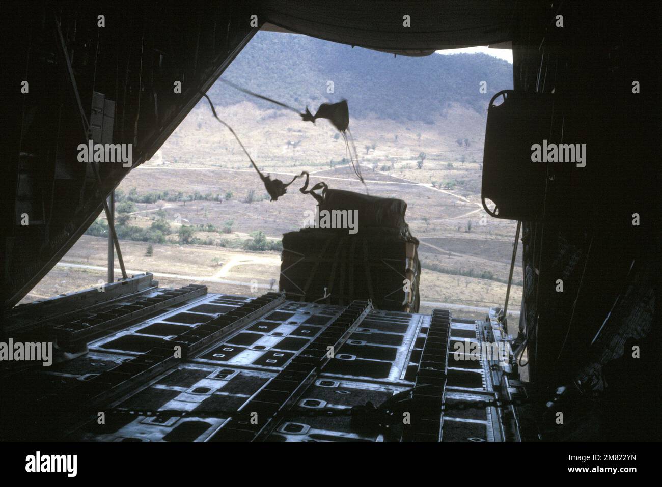 DF-ST-85-09852. Subject Operation/Series: OCEAN VENTURE '84 State ...