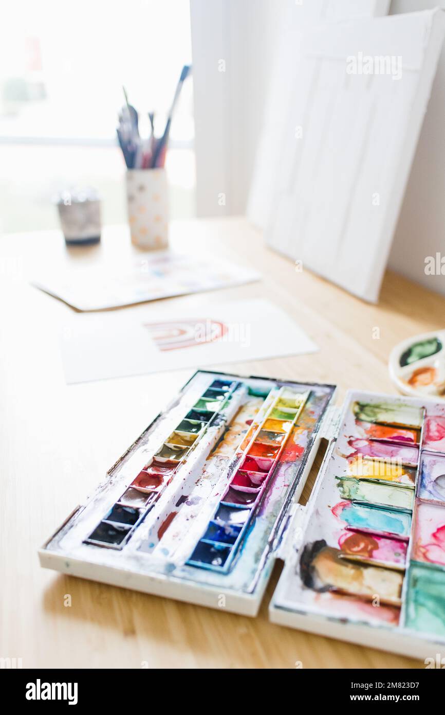 Art Desk with Watercolor Materials Stock Photo - Alamy