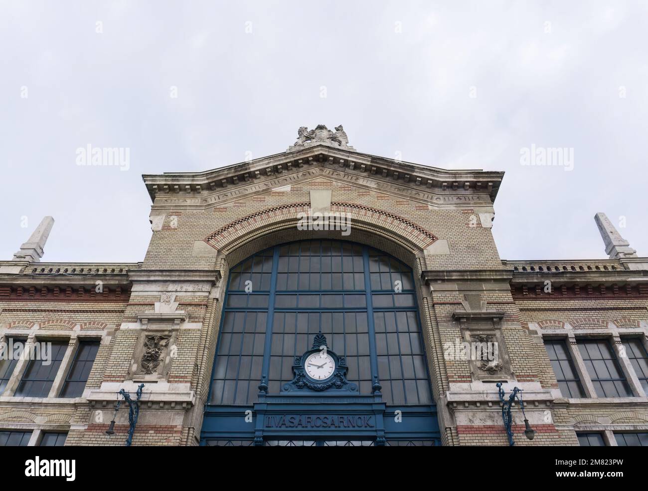 Downtown market hall budapest hi-res stock photography and images - Alamy