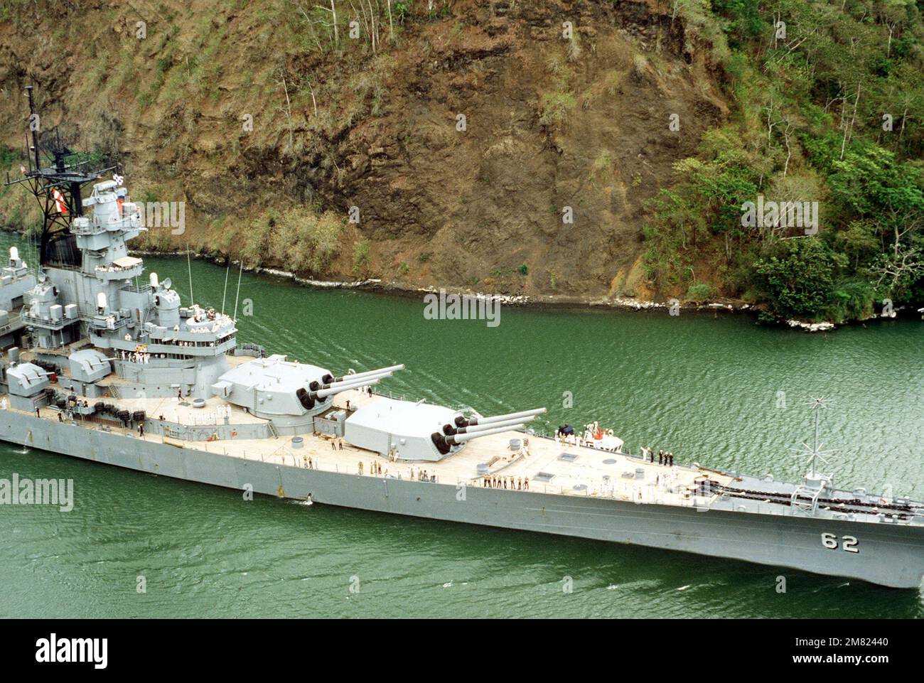 The starboard forward section of battleship USS NEW JERSEY (BB 62 ...
