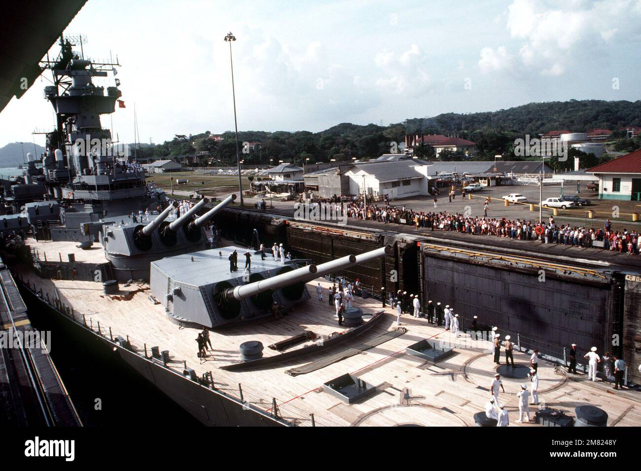 The battleship USS NEW JERSEY (BB 62) enters the lower level of the ...