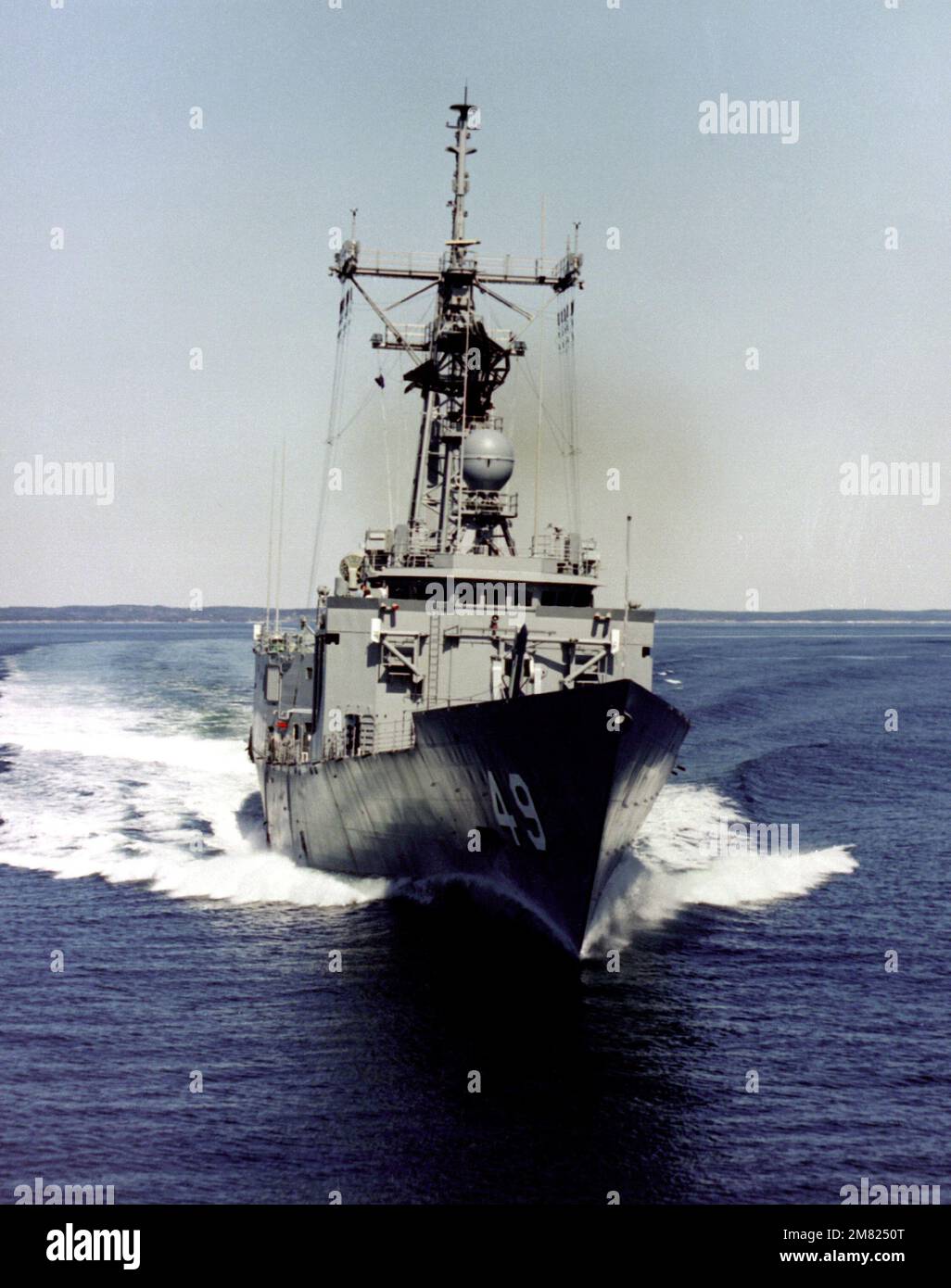 A starboard bow view of the guided missile frigate ROBERT G. BRADLEY ...