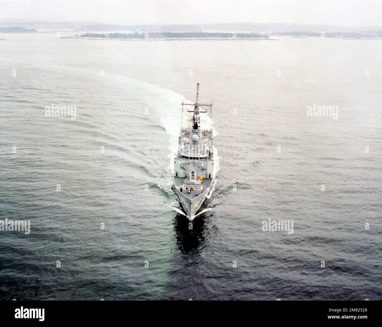 An elevated bow view of the guided missile frigate ROBERT G. BRADLEY ...