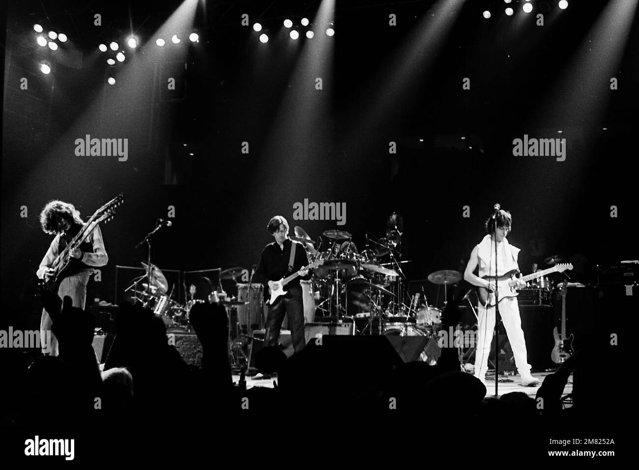 Jimmy Page, Eric Clapton, Stevie Linwood, Andy Fair-weather Low, Bill ...