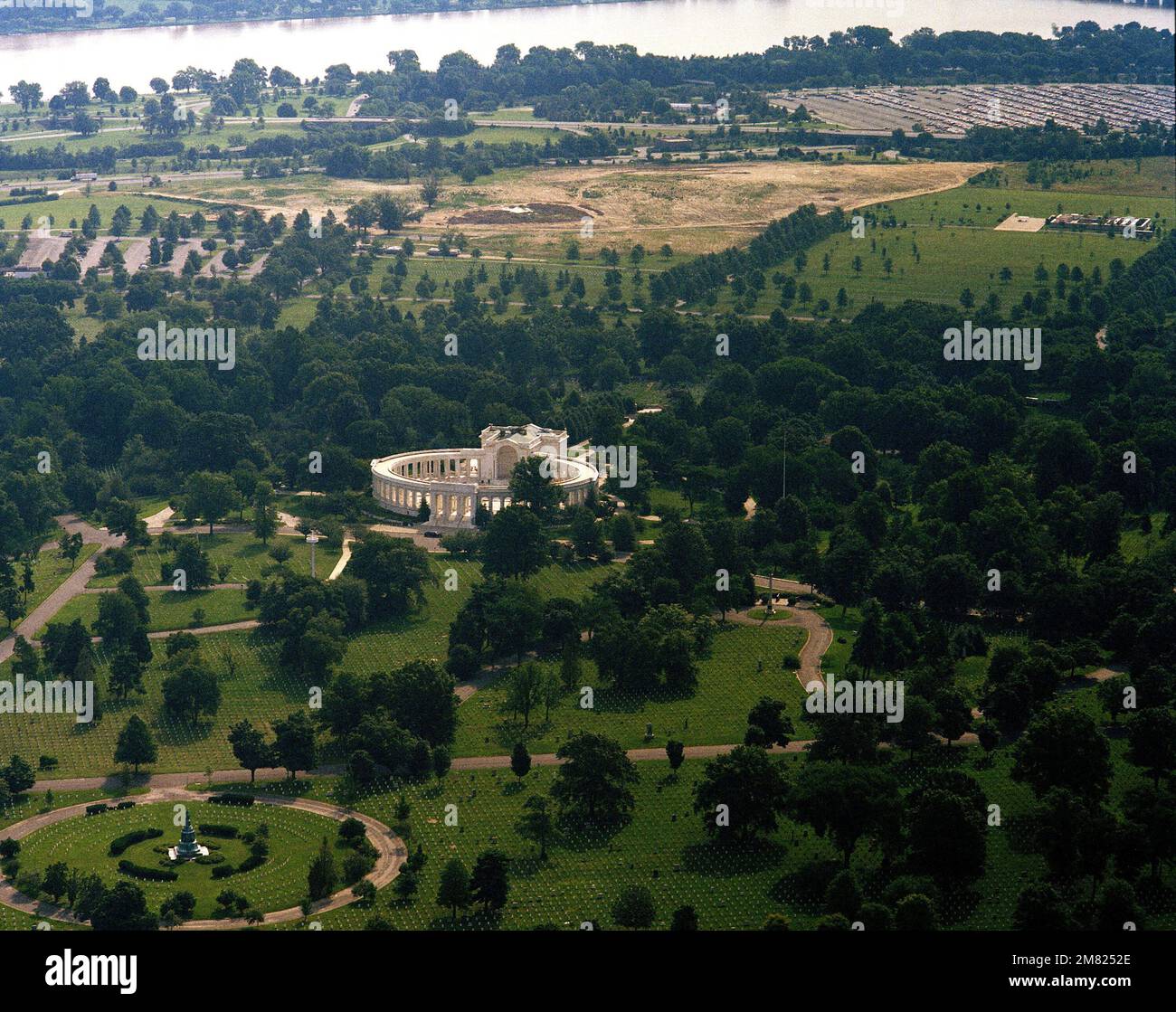 Arlington national cemetery aerial hi-res stock photography and images ...