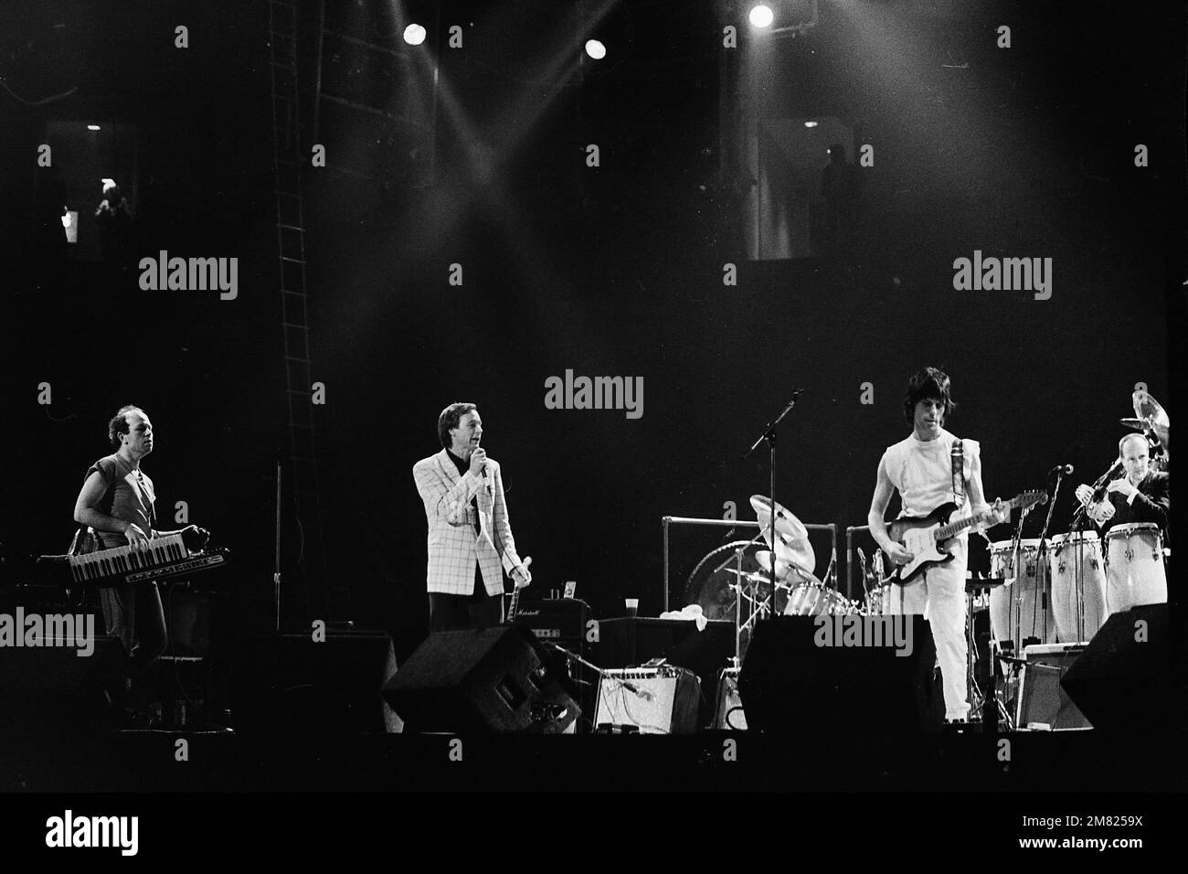 Jimmy Page, Eric Clapton, Stevie Linwood, Andy Fair-weather Low, Bill ...