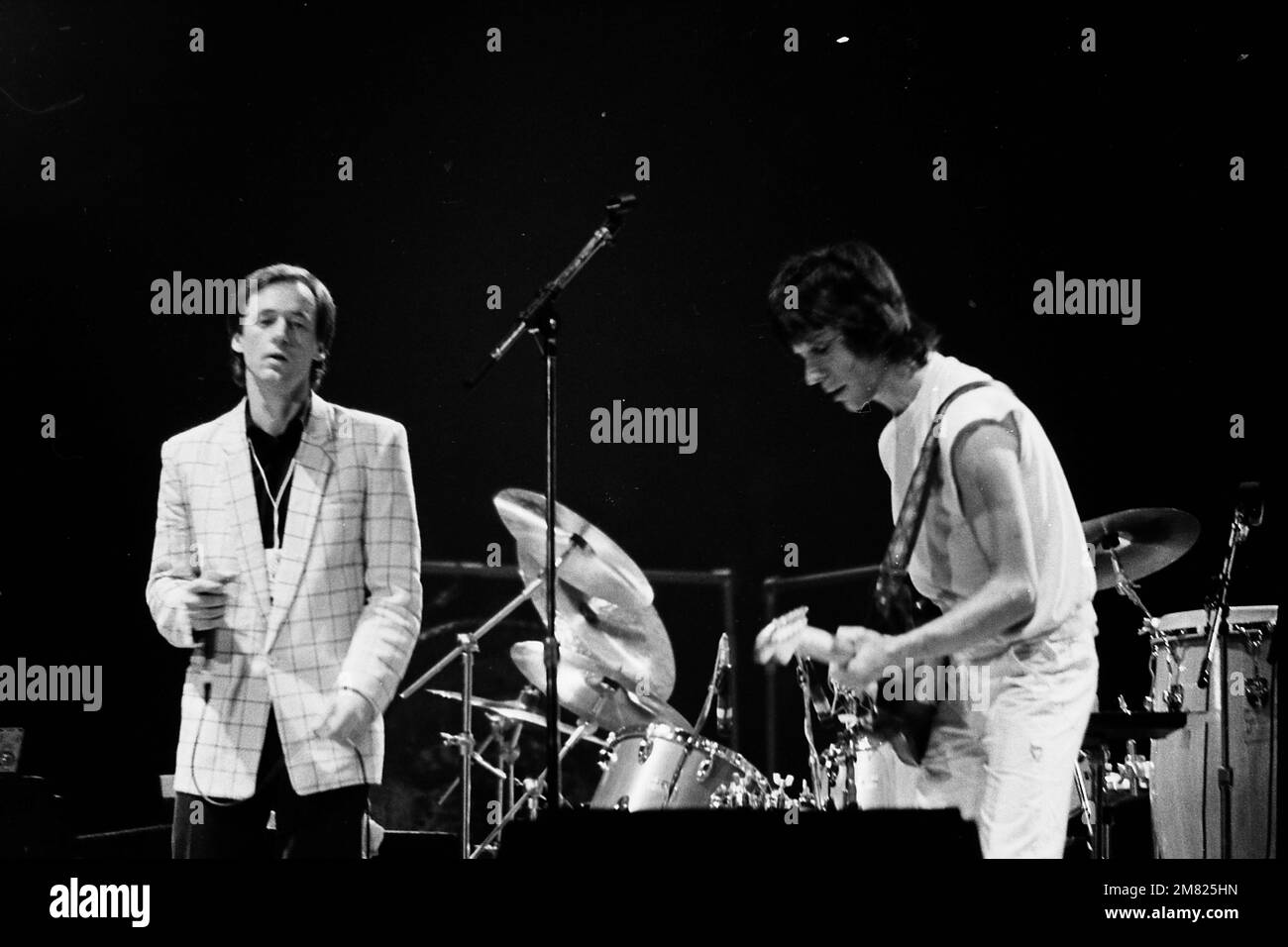 Kenny Jones and Jeff Beck in Concert during the ARMS tour in Los ...
