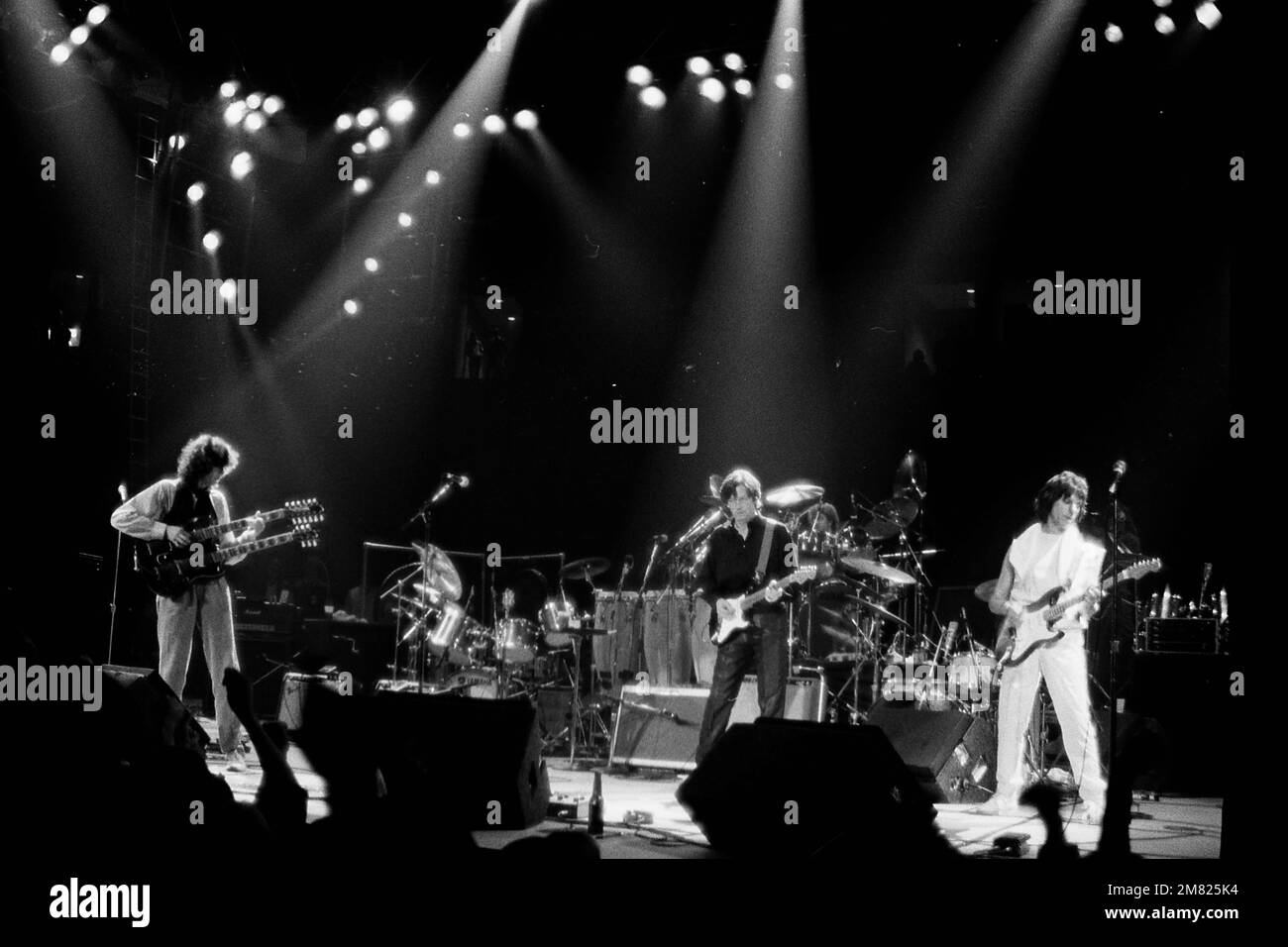 Jimmy Page, Eric Clapton, Stevie Linwood, Andy Fair-weather Low, Bill ...