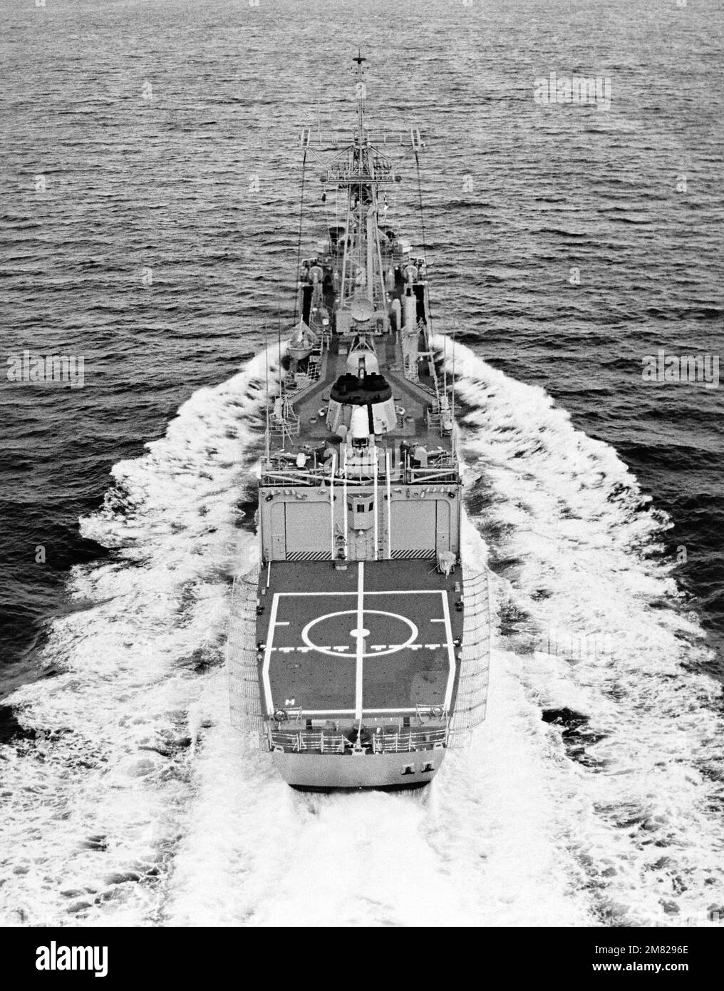 Aerial stern view of the HMAS DARWIN (F 04) underway. This frigate (US ...
