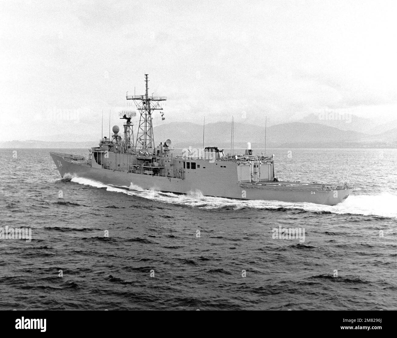 A port quarter view of the HMAS DARWIN (F 04) underway. This frigate ...
