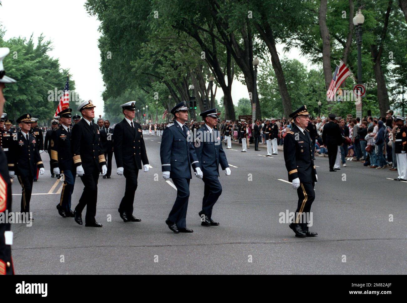 A special Joint Chiefs of STAFF (JCS) honor guard participates in the ...
