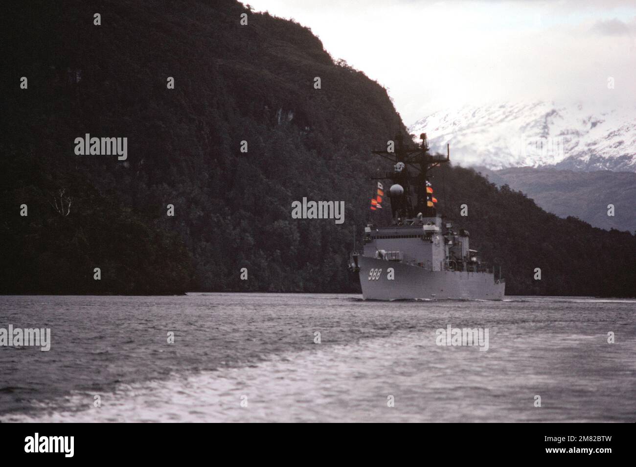 A port bow view of the destroyer USS THORN (DD 988) underway in the ...