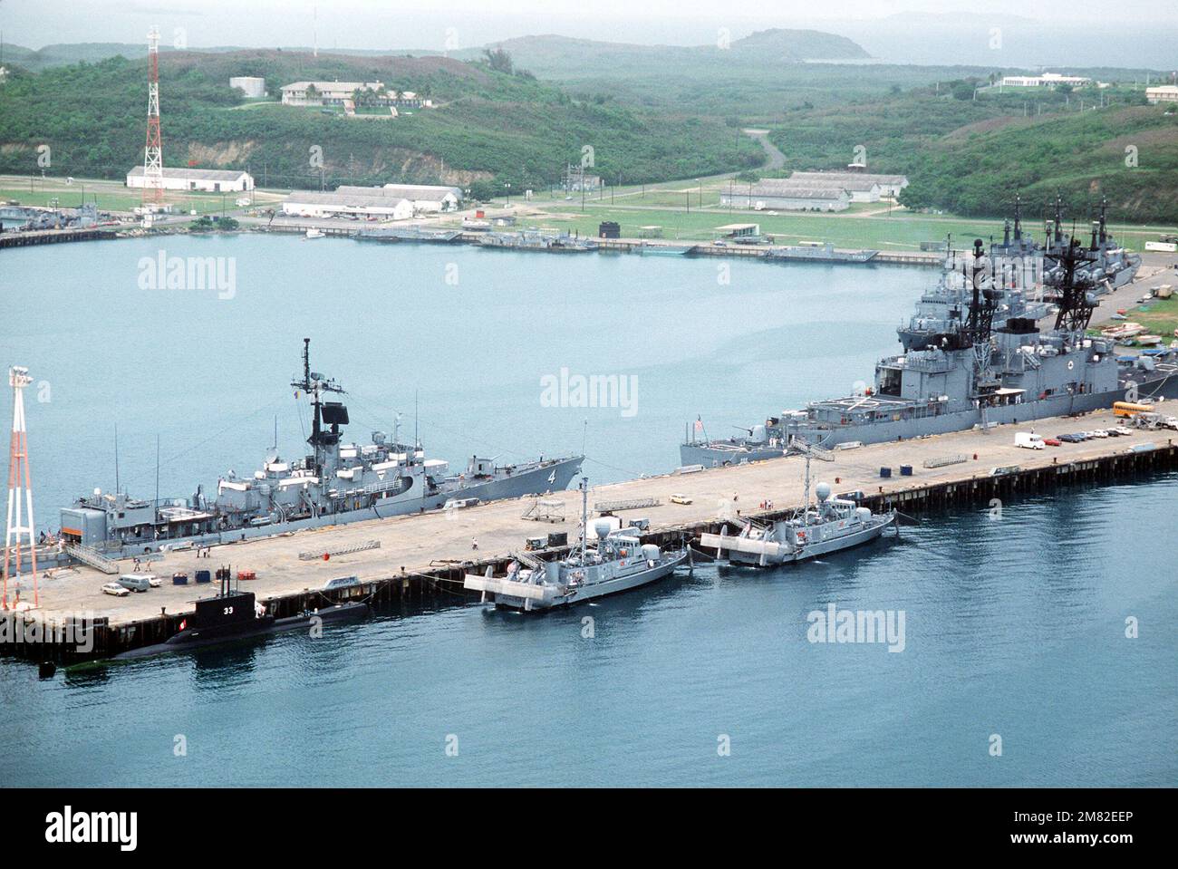 DN-ST-90-01479. Subject Operation/Series: UNITAS XXV Base: Naval ...