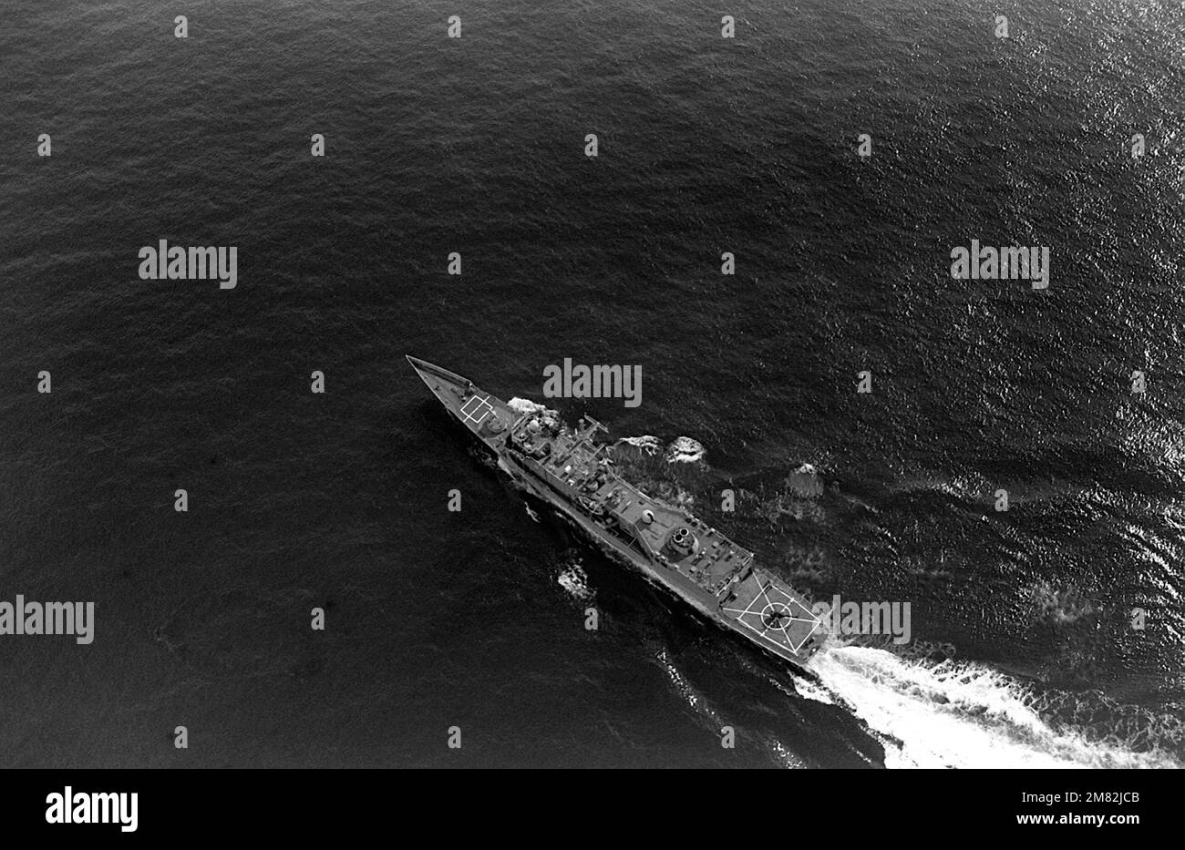 An overhead port side view of the guided missile frigate USS FLATLEY ...